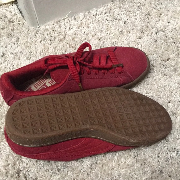 Puma | Shoes | All Red Puma Sneakers W75 | Poshmark